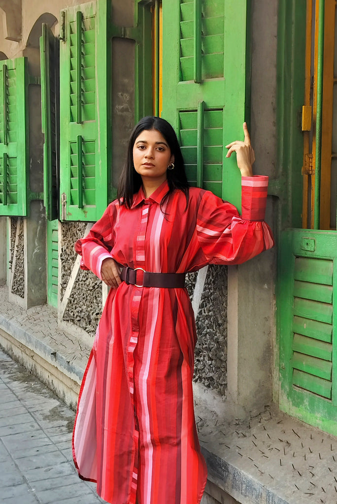Shades of Red – Baro Market